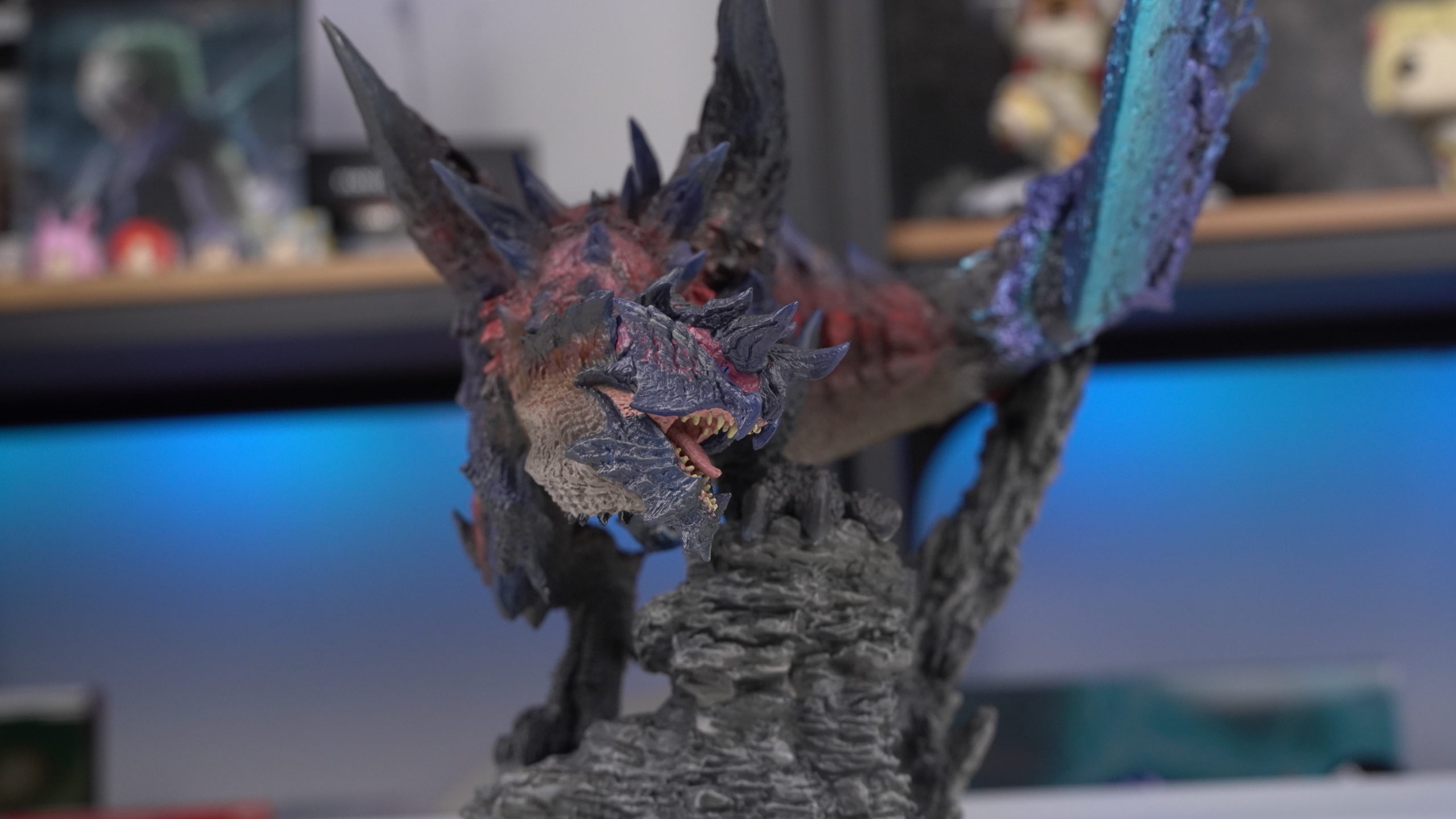 Monster Hunter Glavenus Figure Review - GamerBraves
