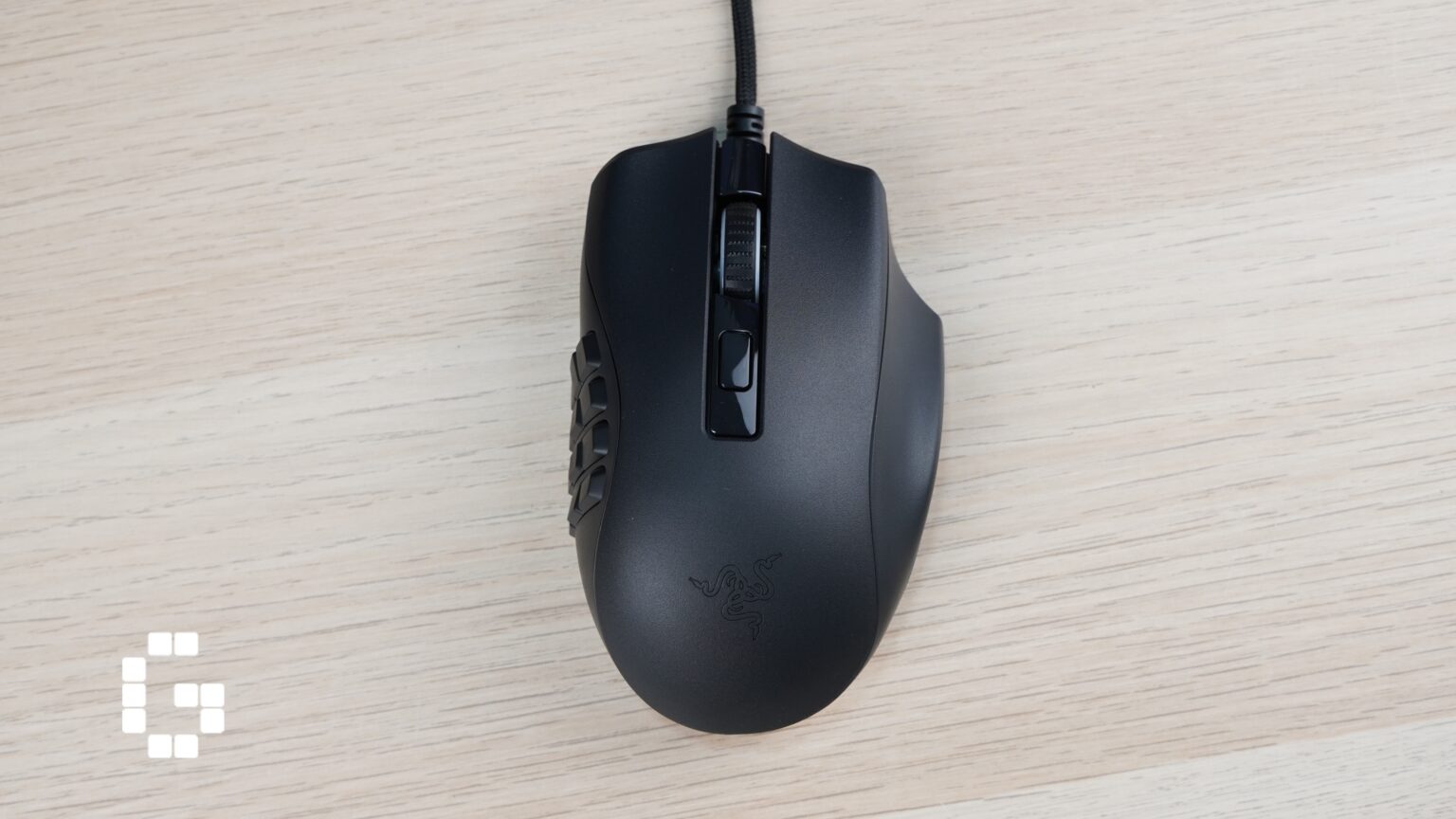 Razer Naga X Review – For the MMO diehards - GamerBraves
