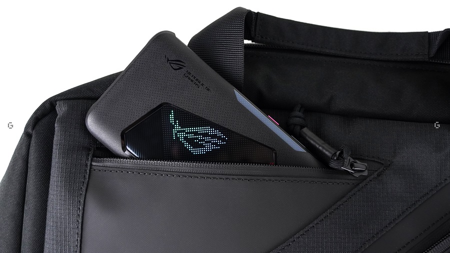 ASUS ROG Archer Backpack 15.6 Unboxing – Carrying your gaming arsenal ...