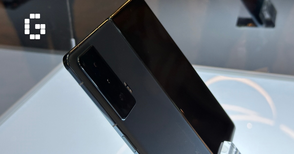Honor Reveals Its First International Foldable Smartphone: The Honor ...