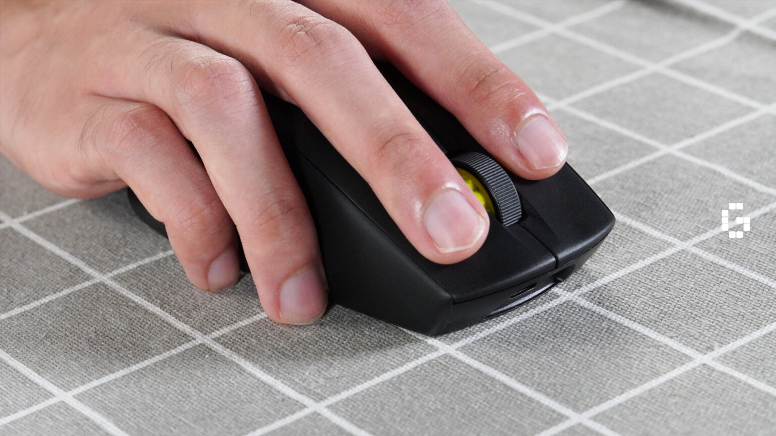 Corsair M75 Air Wireless Gaming Mouse Review – Your Lightweight Best ...