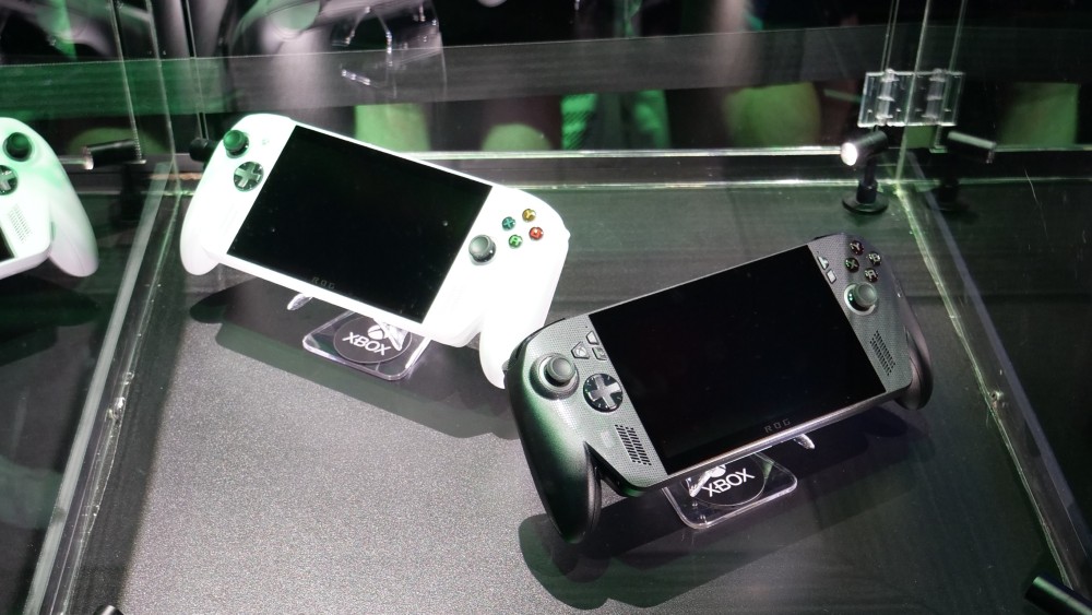 [EXCLUSIVE] The Story Behind ROG’s Team Up with Xbox for the ROG Xbox ...