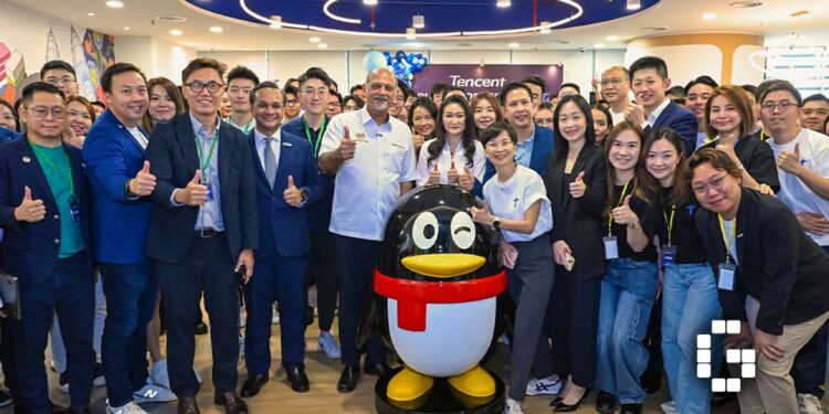 Azur Lane 7th Anniversary Update Brings “Secret of the Abyss” Event ...